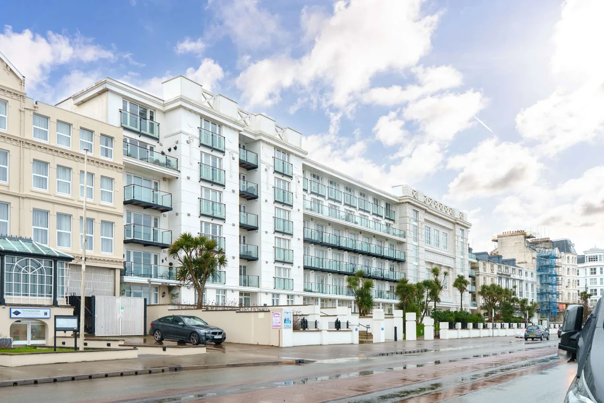 52 Spectrum Apartments, Douglas | Buy Me - Isle of Man Property For ...